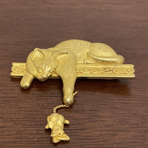 Vintage | Jewelry | Vintage Signed Jj Cat And Mouse Matte Gold Tone ...